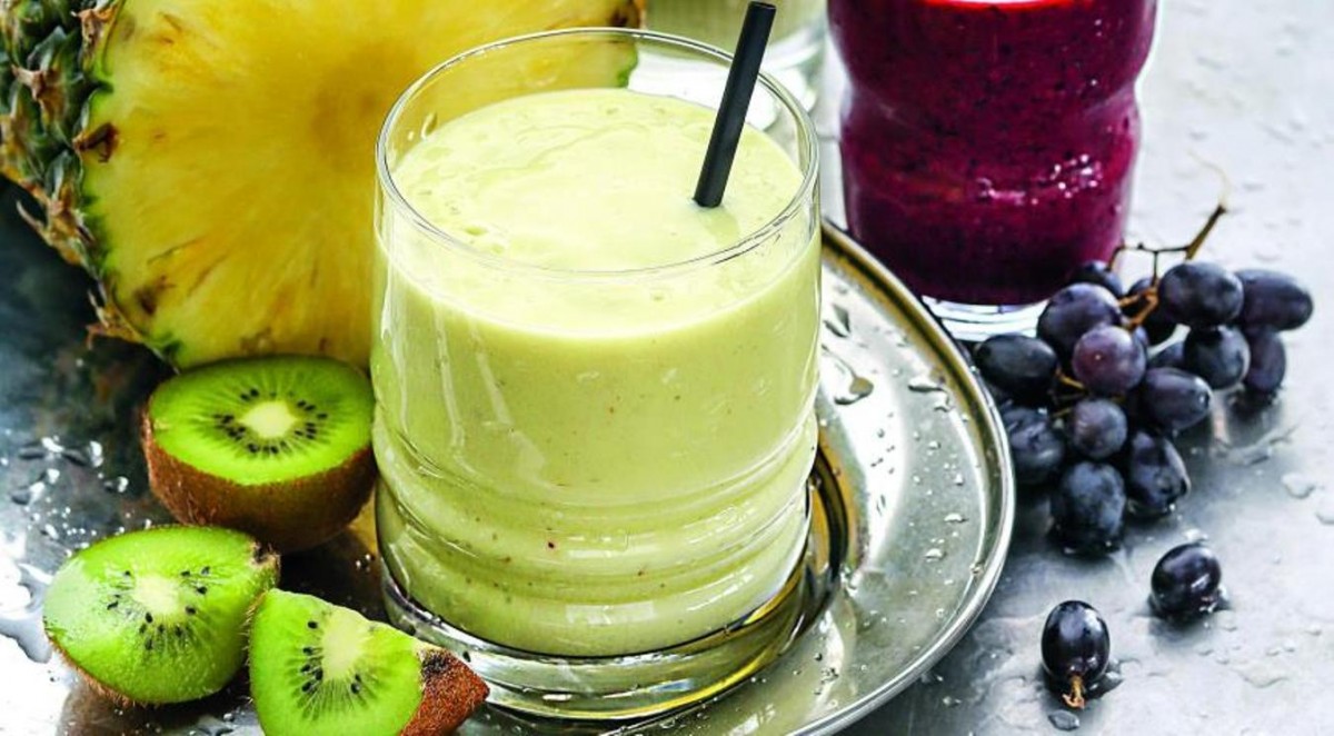 Smūtiji, kas palīdz dedzināt taukus: piecas receptes – Puaro.lv