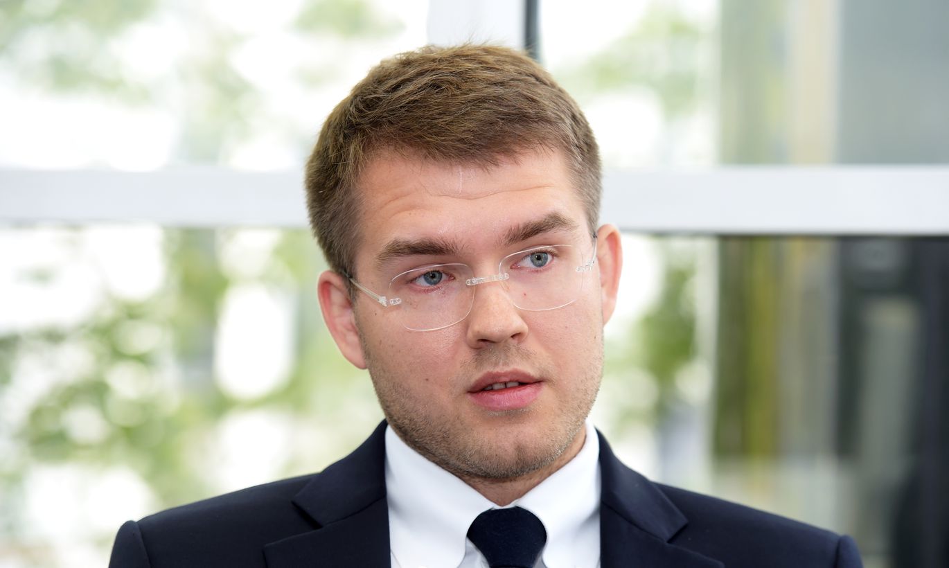 TOP 100 valsts iepirkumu karaļi – Puaro.lv