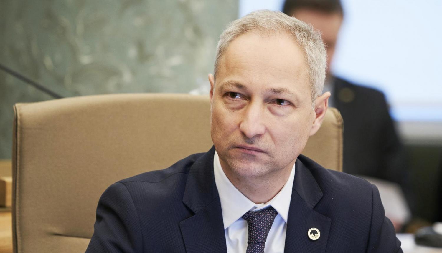 Ogres mērs Egils Helmanis pieprasa oficiālu publisku Bordāna ...
