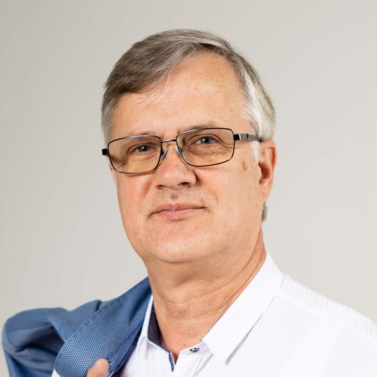 Armands Kaļišuks – Puaro.lv