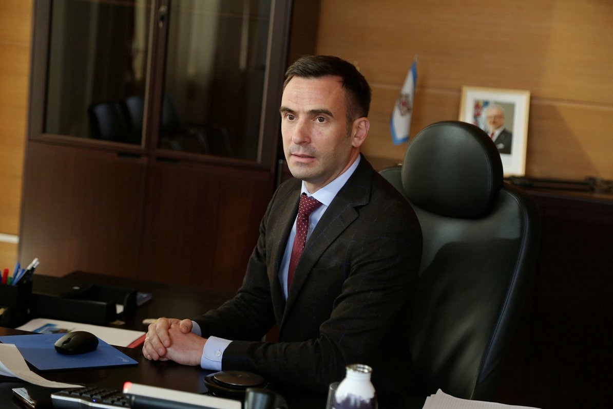 Rīgas domē vicemēru skaitu nesamazinās – Puaro.lv