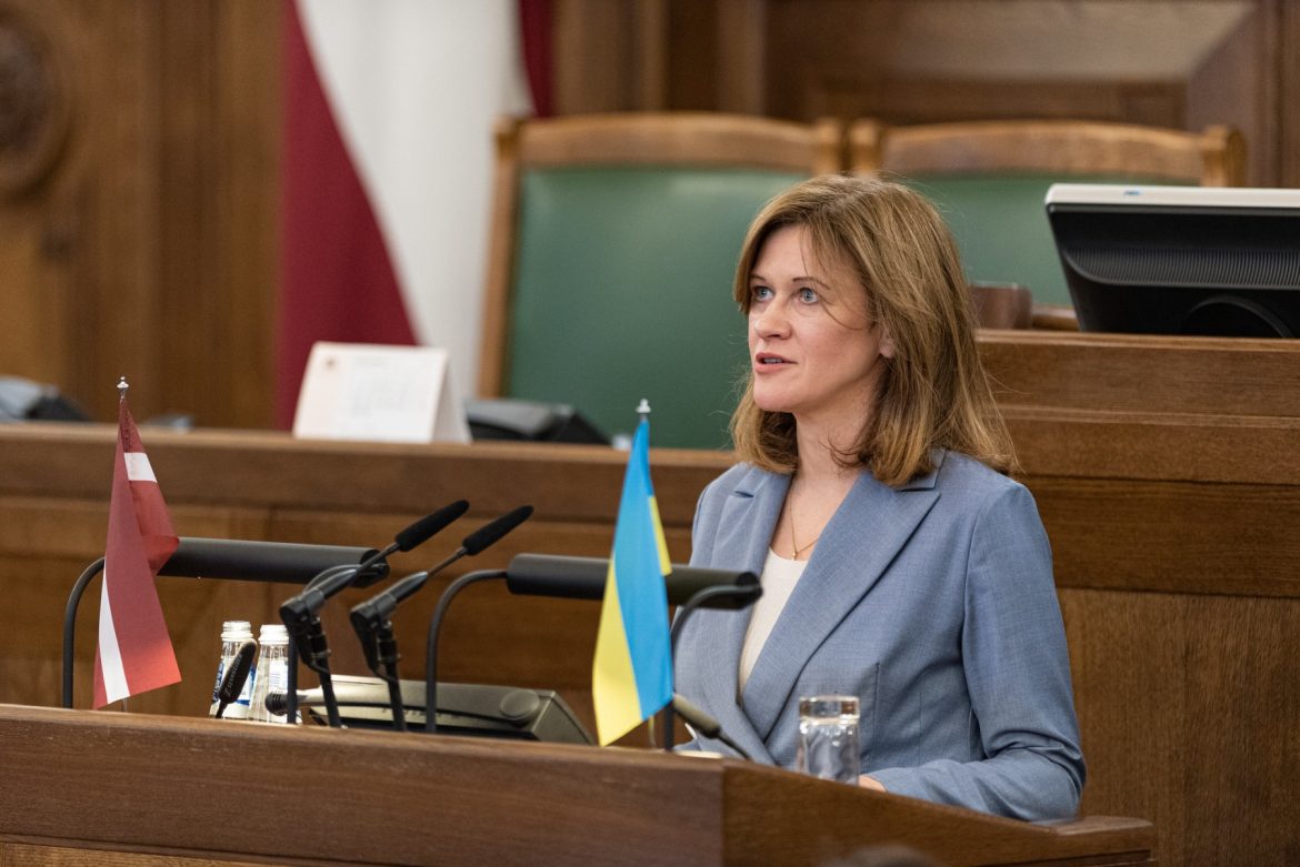 Zanda Kalniņa-Lukaševica – Puaro.lv