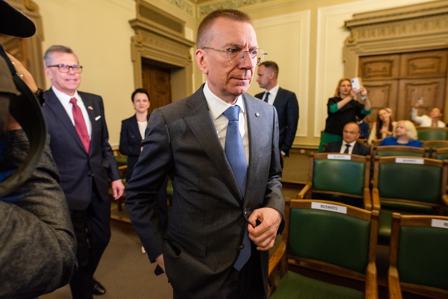 Valsts prezidenta amatā ievēlēts Edgars Rinkēvičs – Puaro.lv