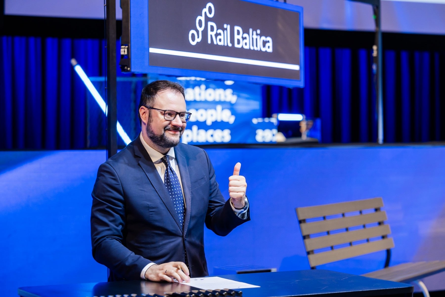 Plānots apdrošināt Rail Baltica amatpersonas pret atbildību projekta ...