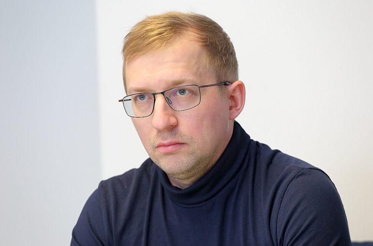 Politika – Puaro.lv